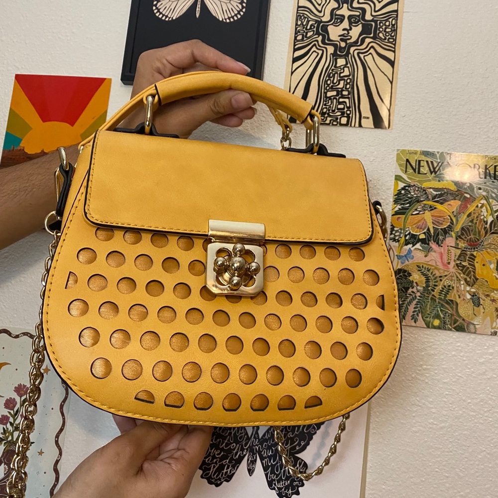 80s Vintage Honeycomb Mustard Purse - Gem